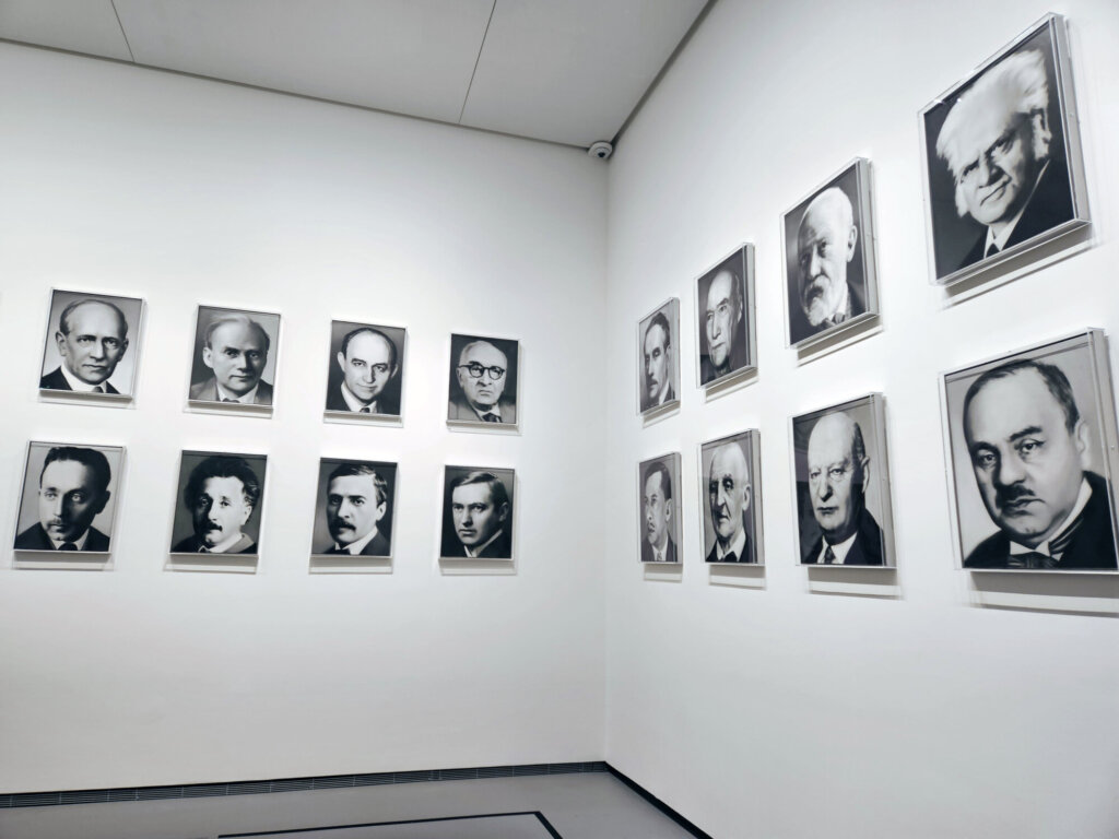 Gerhard Richter, une vie, une oeuvre à la Fondation Vuitton | Mulhouse ...